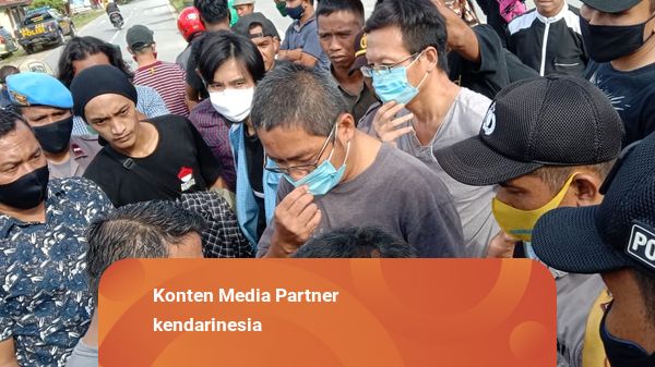 Klarifikasi Disdukcapil Sultra: yang Benar 2 WNI, 1 WNA | kumparan.com Klarifikasi Disdukcapil Sultra: yang Benar 2 WNI, 1 WNA | kumparan.com